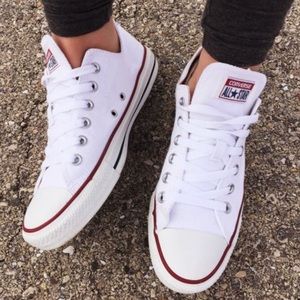 Converse | Shoes | Gently Used White Converse | Poshmark